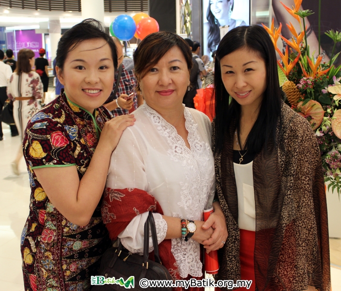 Opening of Habib & Pandora jewelry at Paradigm Mall, Kelana Jaya ...